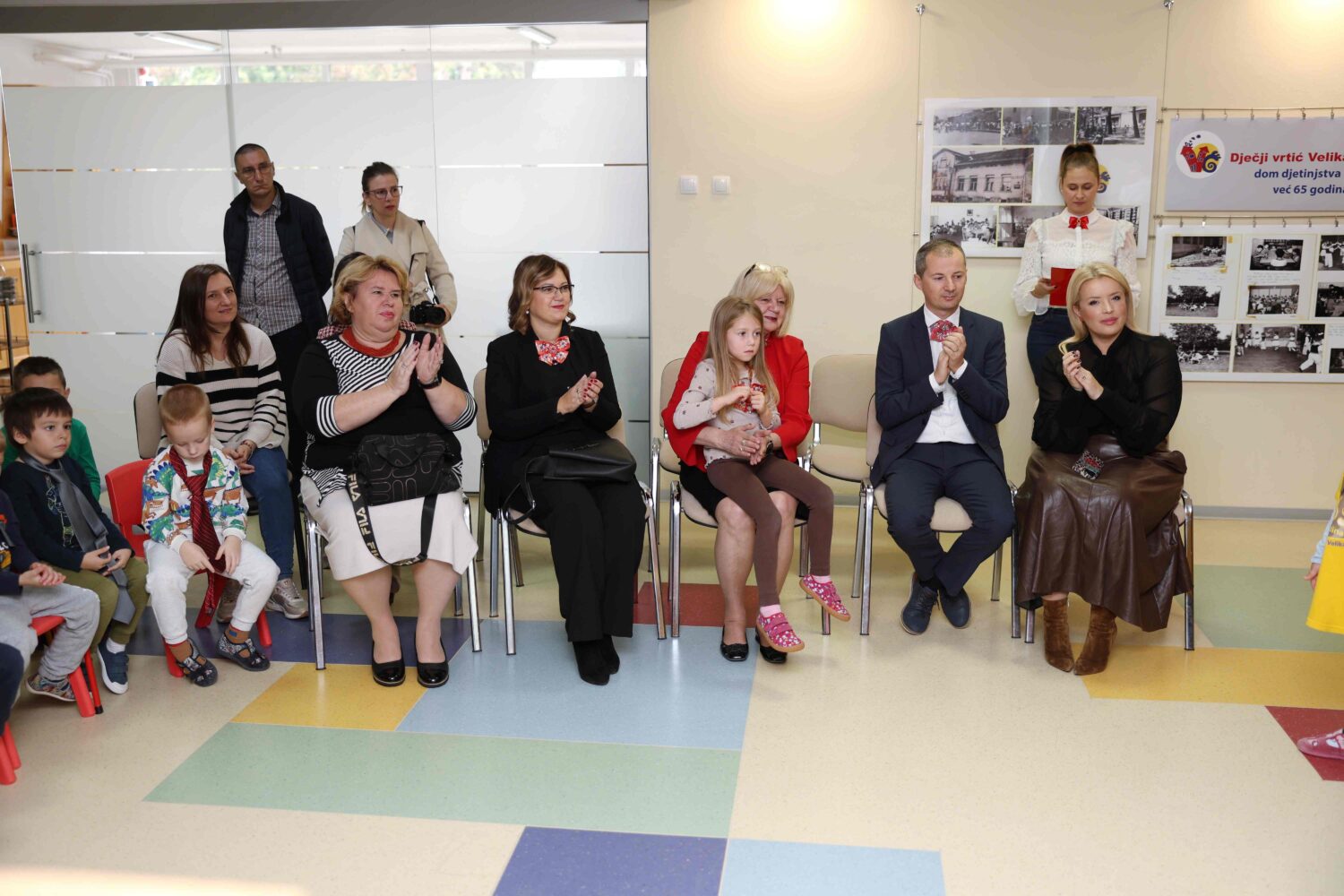 Dan kravate u Velikoj Gorici: Odgajateljima gradskih dječjih vrtića ...